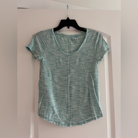 LOFT | Tops | Loft Tee | Poshmark